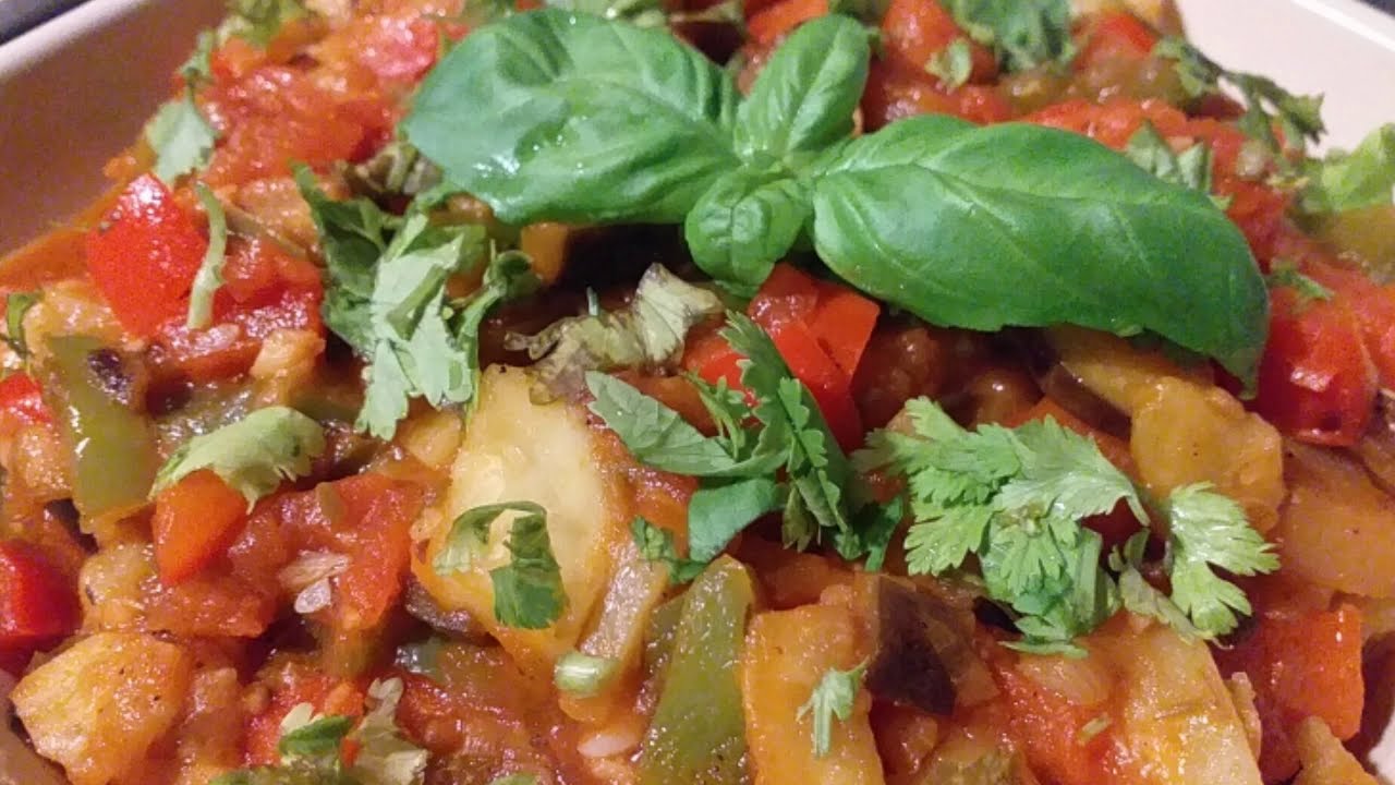 Ratatouille Niçoise | Ratatouille French traditional Mix Vegetables ...