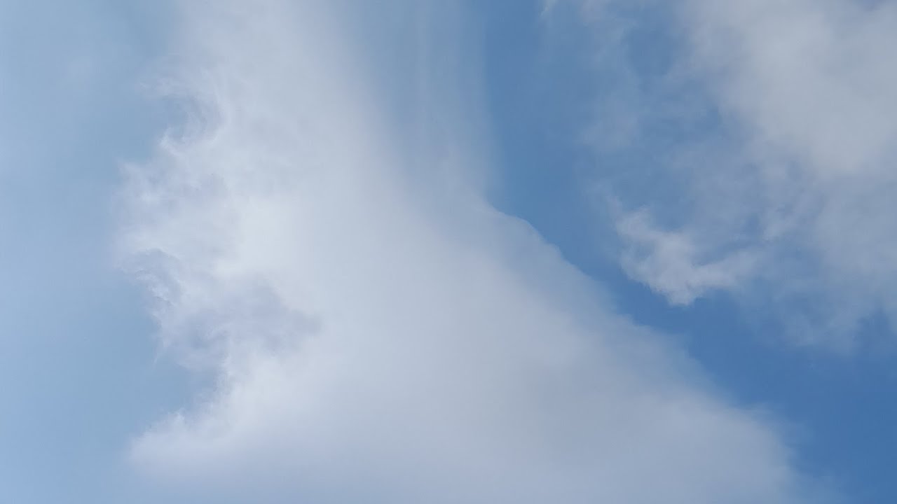 RARE CLOUDS - Rare Fog sunset moon rainbow clouds lenticular fog - YouTube