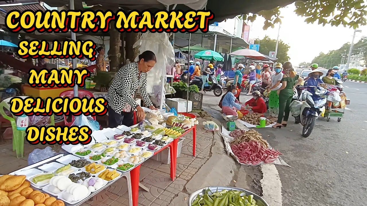 The countryside market sells many delicious dishes - in the rainy ...