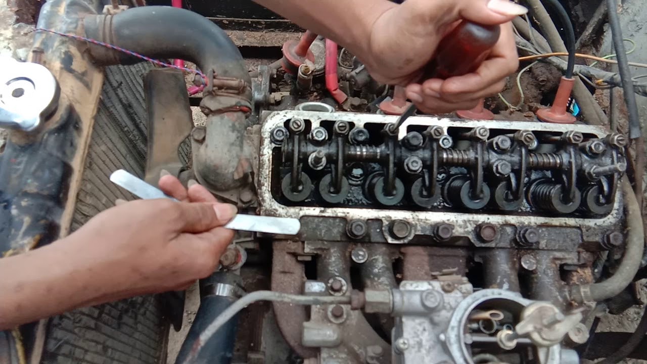 Cara Penyetelan celah katup mobil kijang - YouTube