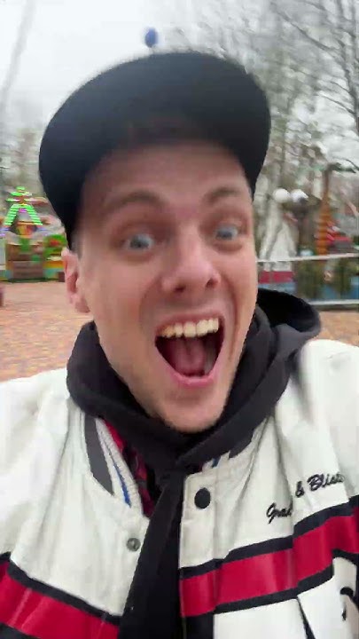 ЭЛИ БЕЖИТ НА ПОМОЩЬ🐶 - YouTube