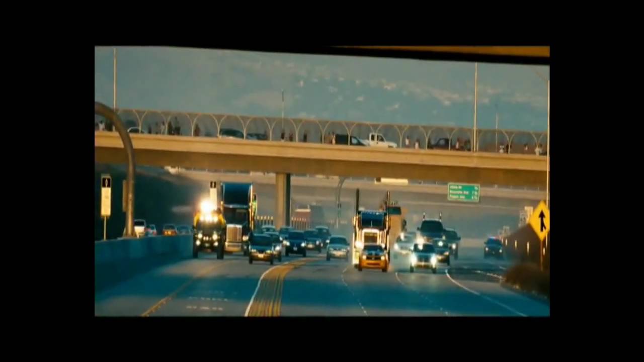 Transformers - Bad Boys 2 - Speed / Car Chase - YouTube