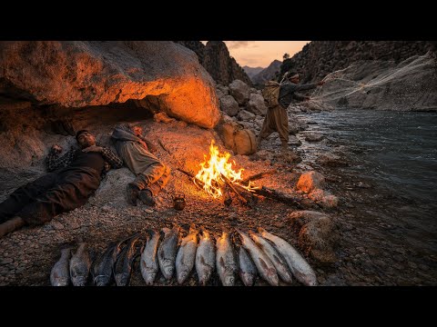 Nomadic fishing 🎣 | Sleeping under the open sky🌌 | Sleeping by the fire after a day of fishing🌊