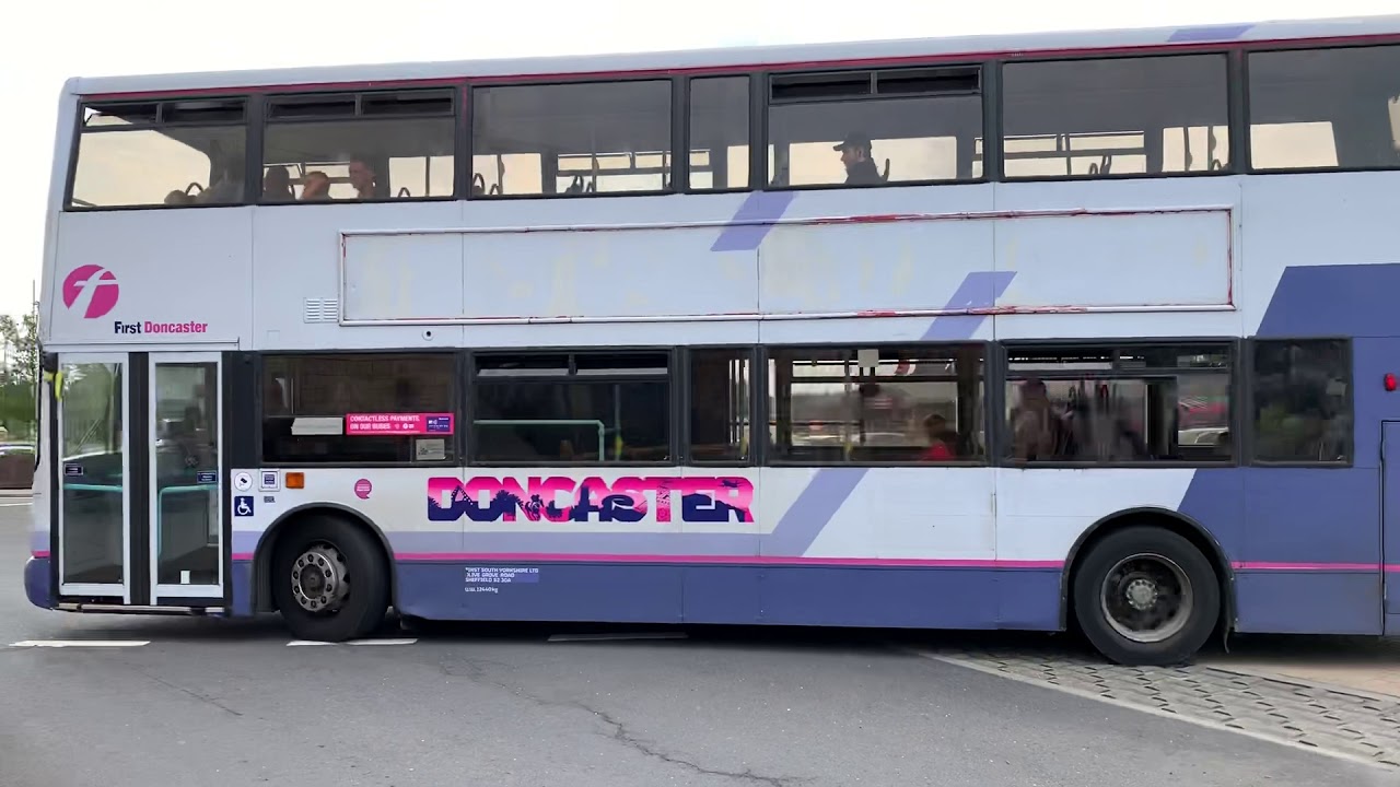 First Bus Doncaster 32261 On 56 From Doncaster Frenchgate To Rossington ...