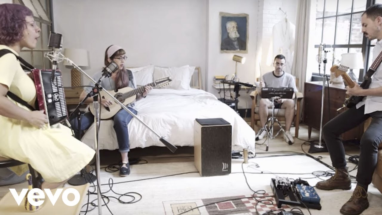 Balún - "Entretela" on Room Service - Philadelphia - YouTube