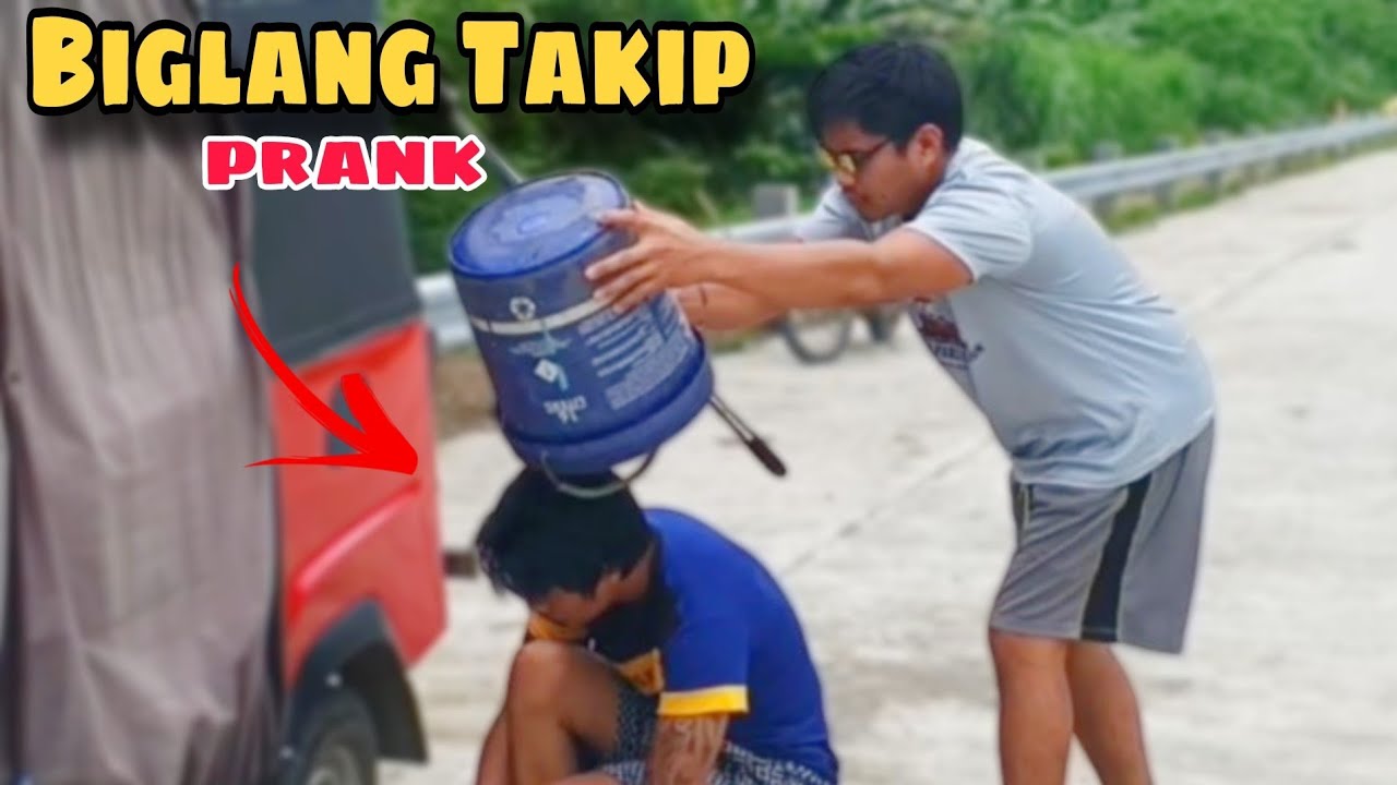 BULAG BULAGAN PRANK | GUSTO KULANG DUMAAN KUYA - YouTube