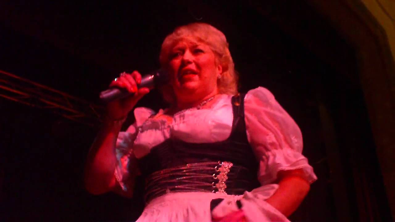 Gerry Kogler u Karolin Weidner - YouTube