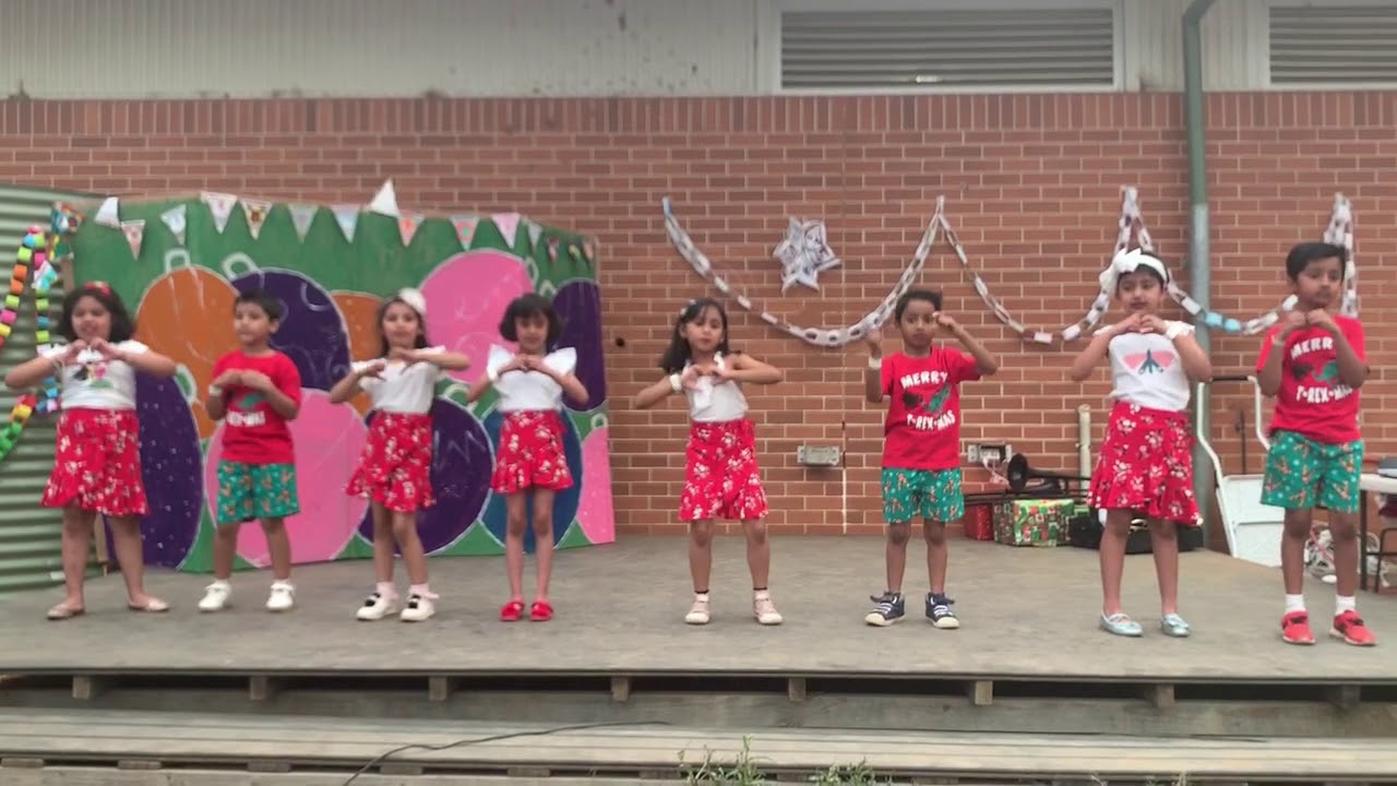 Kids Christmas dance Feliz Navidad/ Jingle bells rock - kids group ...