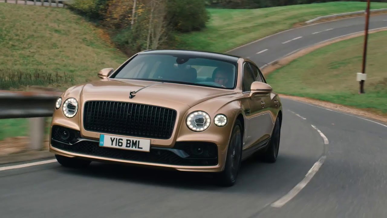 New BENTLEY FLYING SPUR V8 | Camel Color - YouTube
