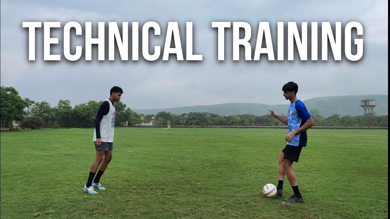 Technical football training session , with a partner. - YouTube