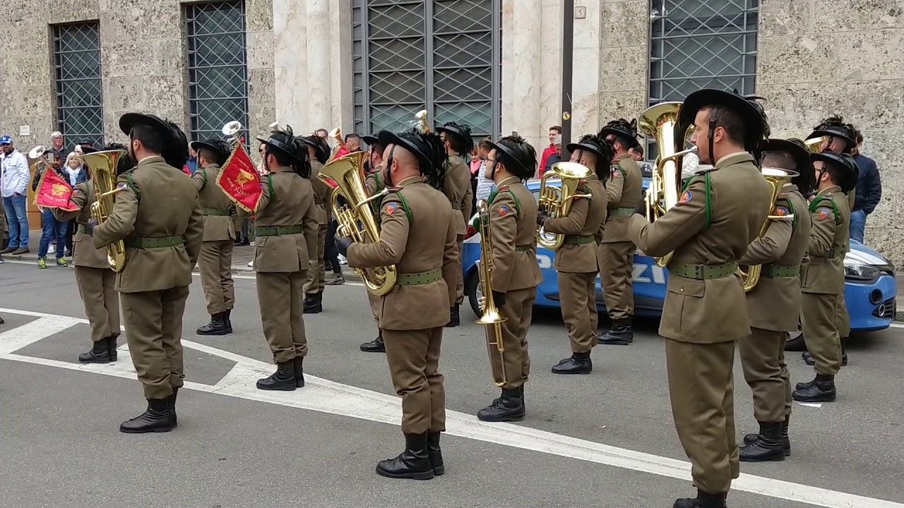 Italian army band - YouTube