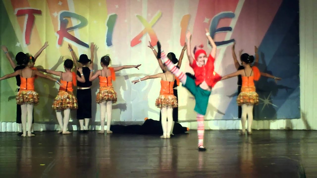 Magic Show Israel in Festival Trixie Bulgaria 2012. BURATINO - YouTube