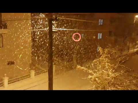 GECE KAR YAĞINCA DURANADIK😍😄❄️☃️⛄️🌨 - Feyza playing #with snow