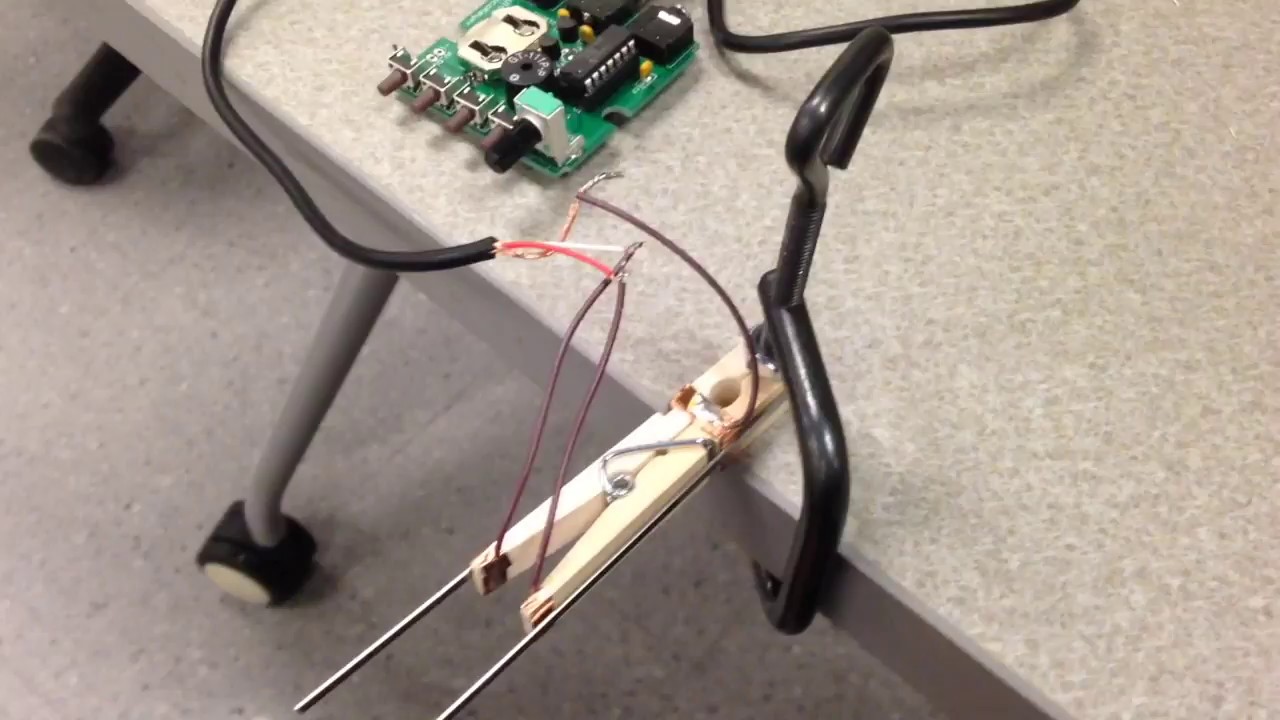 Clothespin iambic paddle - YouTube