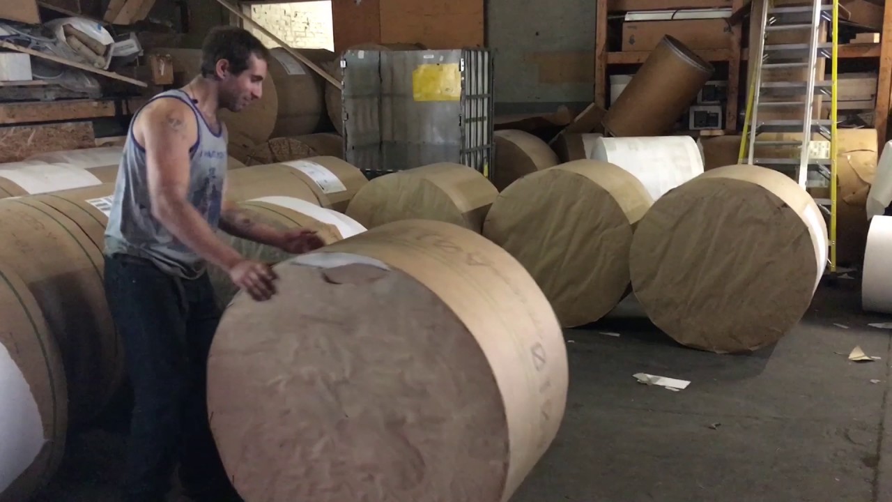 How a Newspaper is Made - YouTube