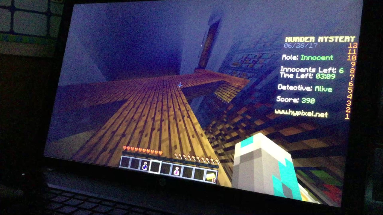 I'm always innocent... 😭 Minecraft Murder Mystery w/ bluepengu and ...