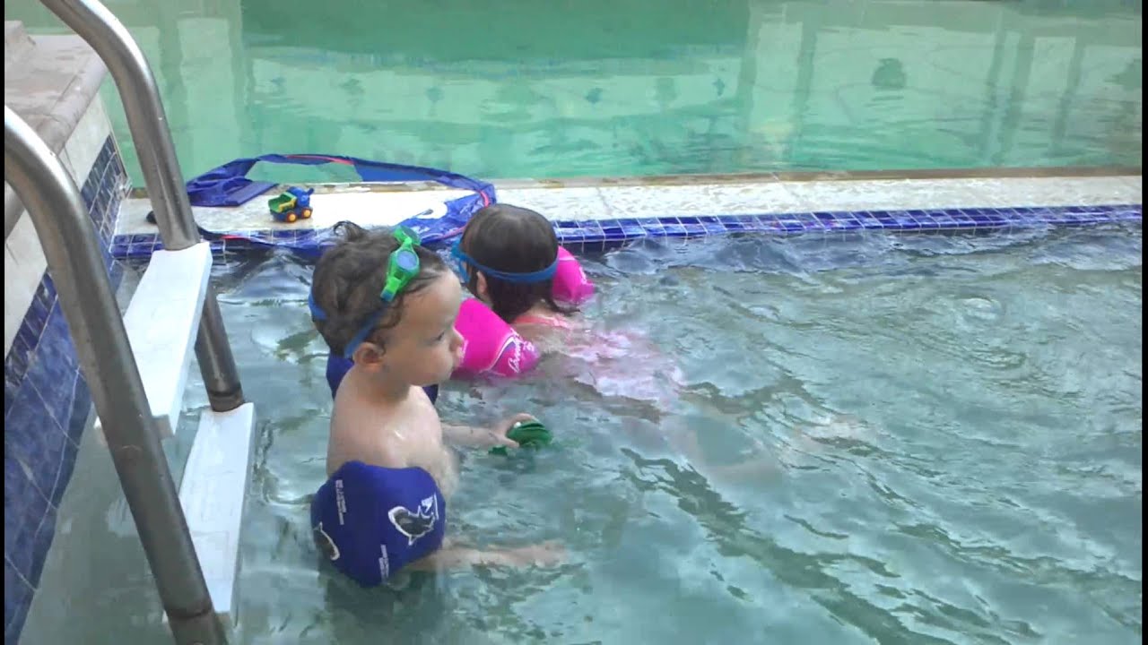 Callie's first swim with goggles - YouTube
