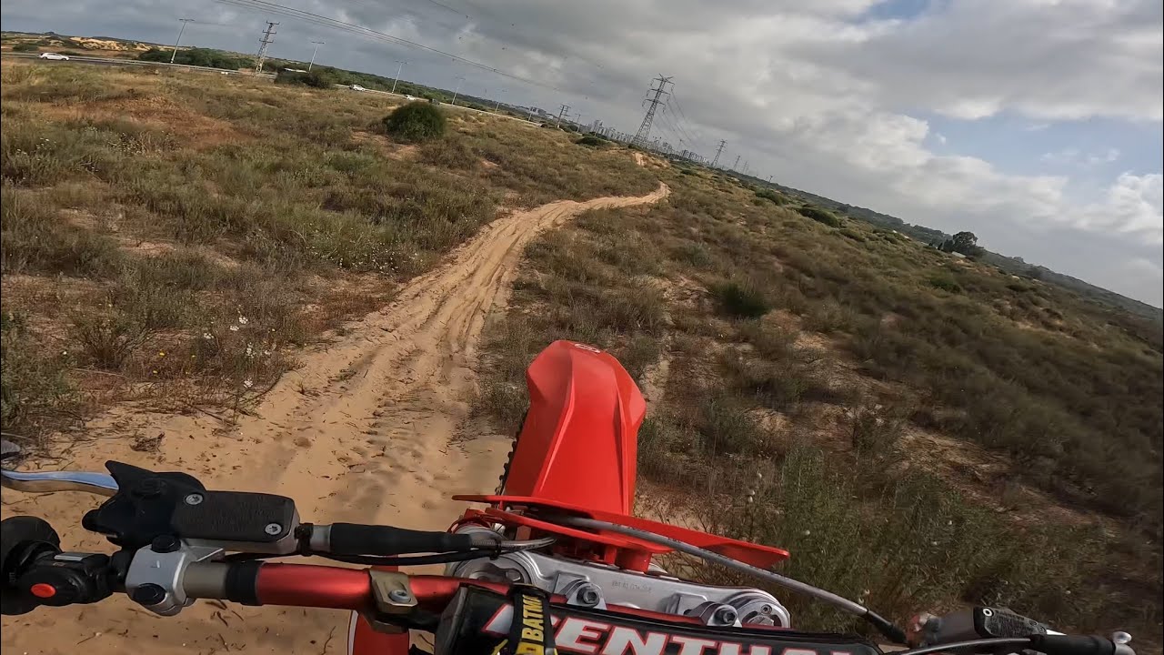 4 different sand tracks connected to 1 SUPER long lap! GasGas MC125 הקפה ארוכה בדיונות🇮🇱 גאסגאס ...