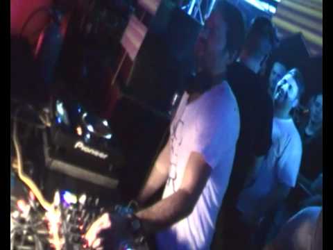 Marco Faraone & Tiefschwarz (Ali dj set) @ HUND Underground Music ...
