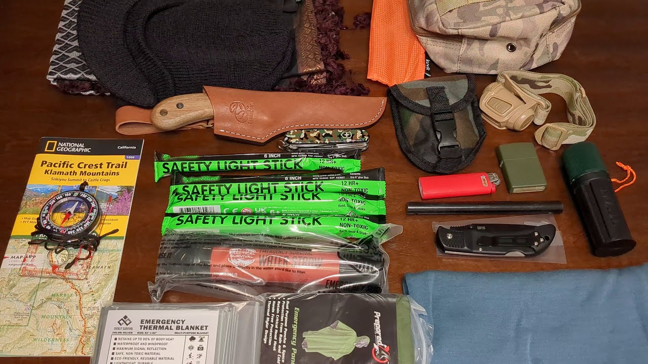 Outfitting a Basic Starter Survival Pack - YouTube