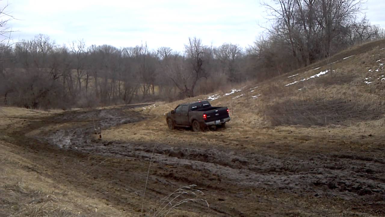 Ford Raptor & F150 Mudding 3 - YouTube