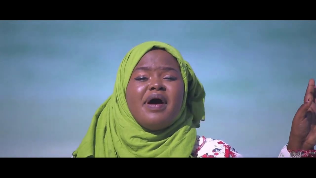 UST ISMAIL ft RAHMA TASHTIT - WANGU WA MOYONI [OFFICIAL HD VIDEO] - YouTube