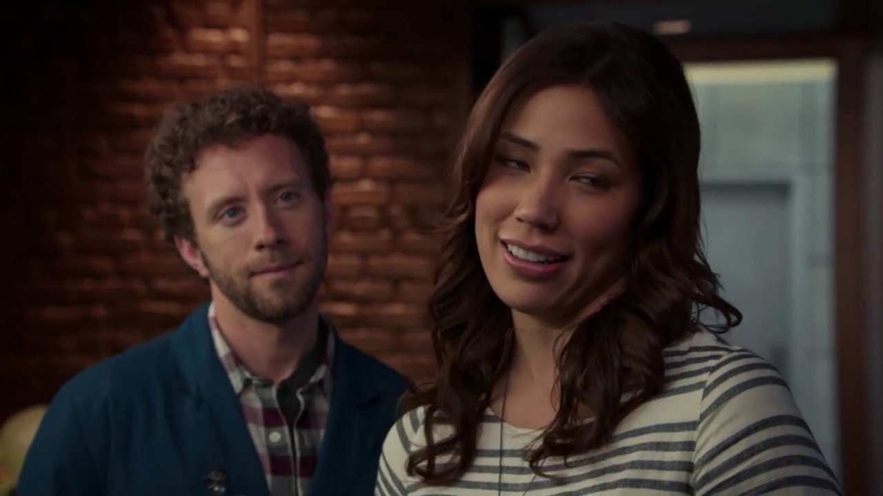 Bones - Angela y Hodgins (7x10) - YouTube