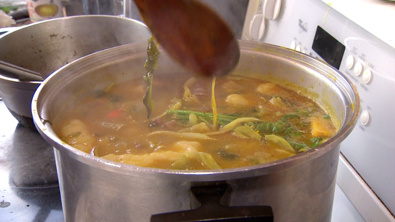 Mets traditionnel à grande signification pour les Haïtiens - YouTube