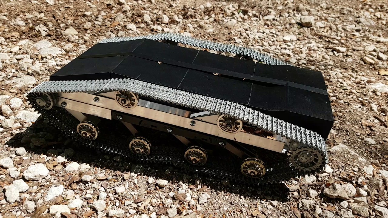 1:8 RC Ripsaw test in forest 2 - YouTube