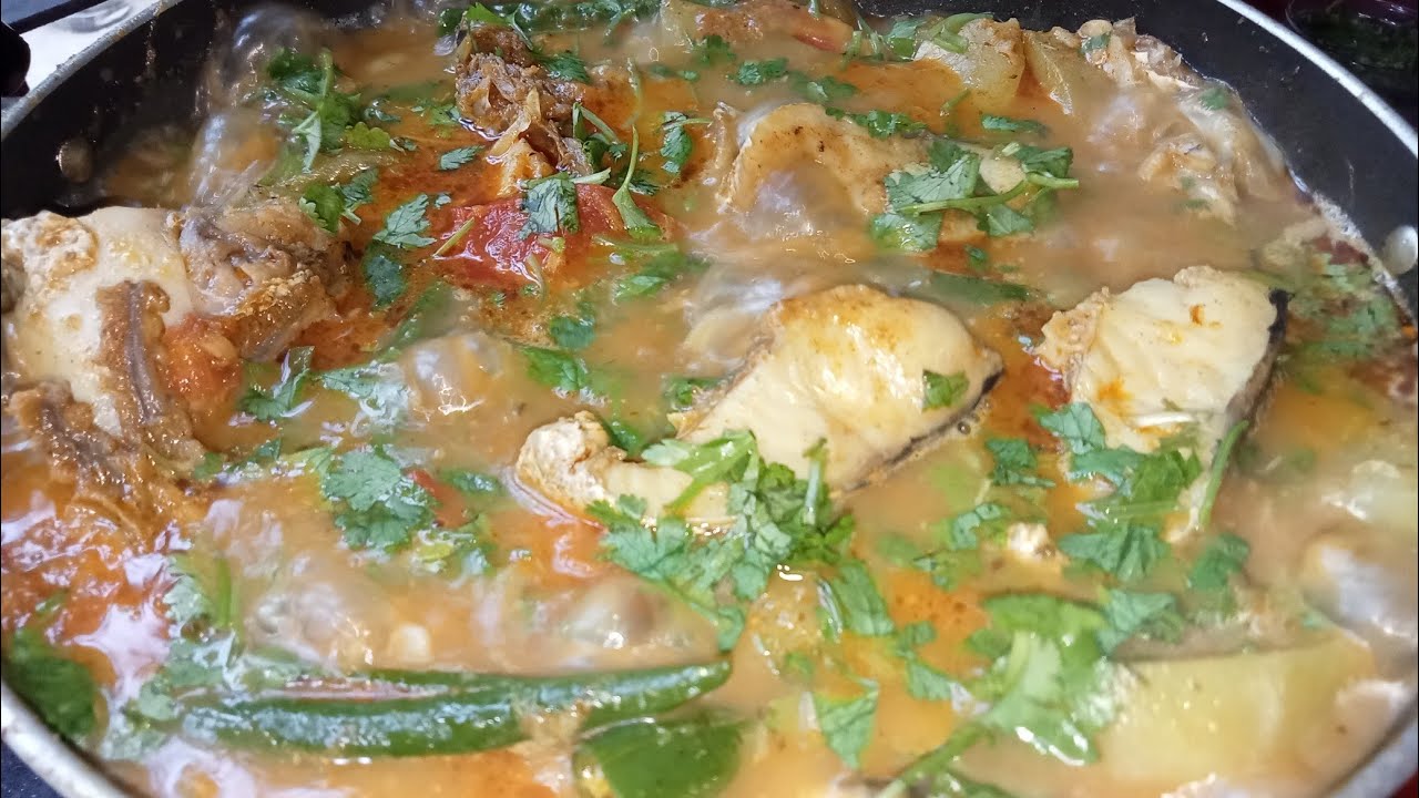 Lau diye shol mash Curry/ শীতালীন সবজি লাউ দিয়ে শোল মাছের তরকারি - YouTube