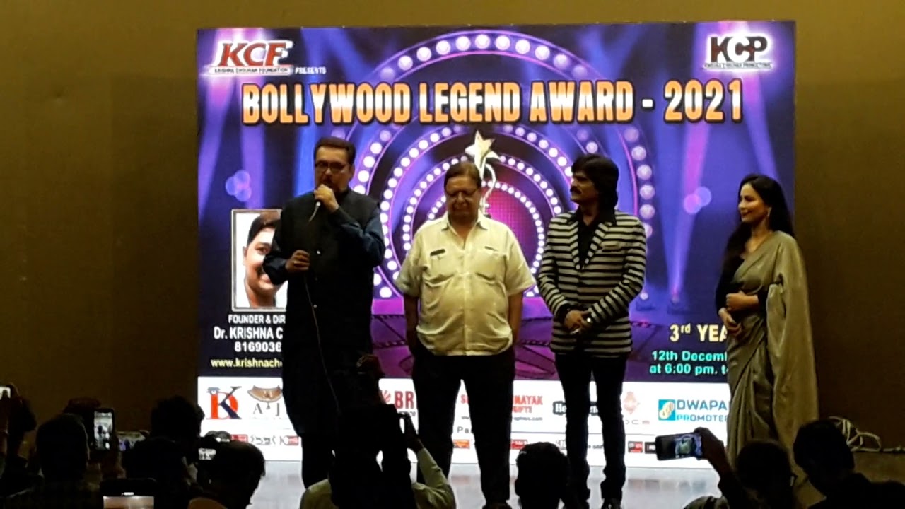 Bollywood veteran actor Raza Murad speaks at Bollywood Legend awards in ...