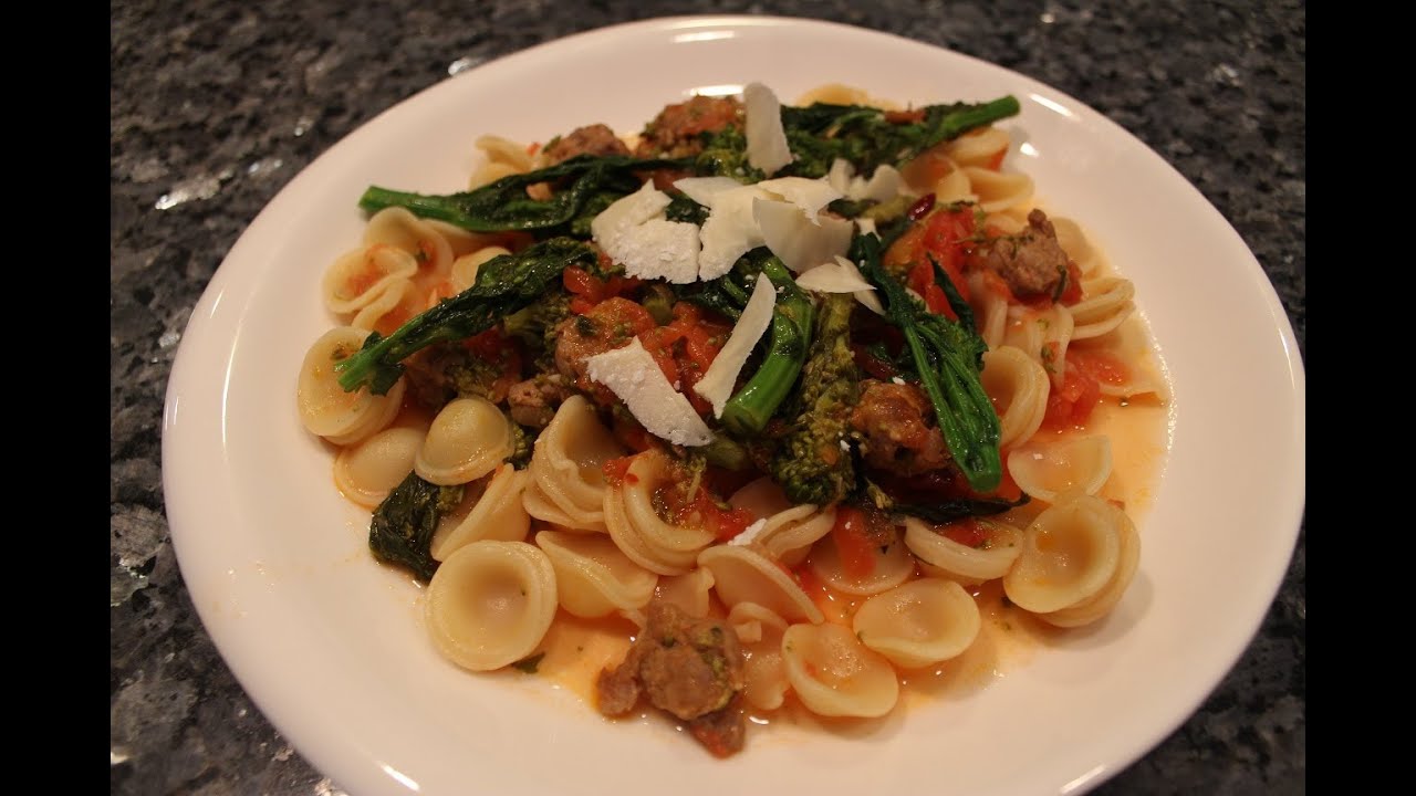 Pasta with Broccoli Rabe Sausage and Fresh Tomatoes - YouTube