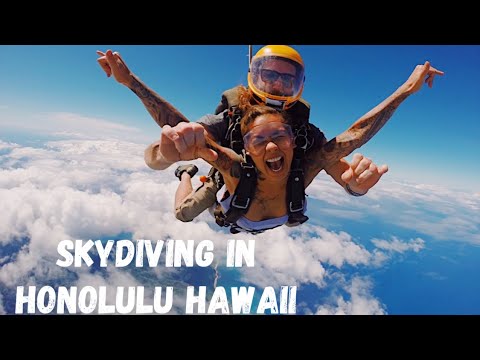 SKYDIVING IN HONOLULU HAWAII!!! - YouTube