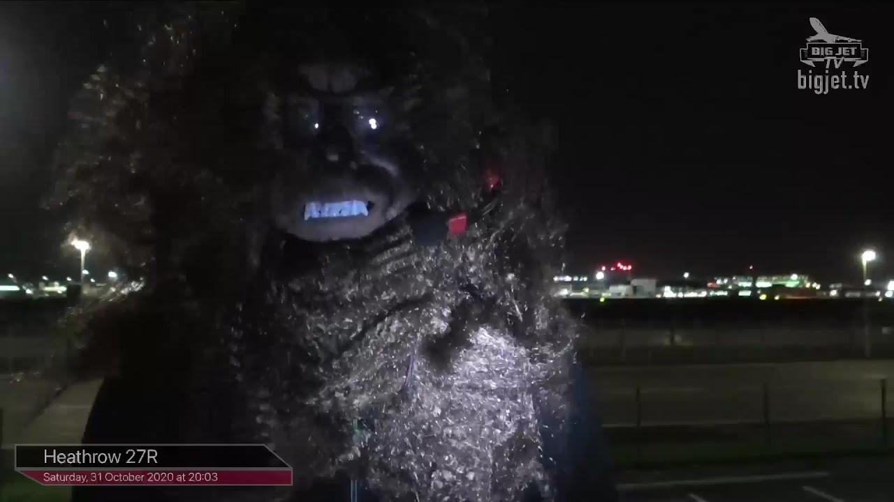 The FREAKend Show Live from London #Heathrow Airport #Halloween - YouTube