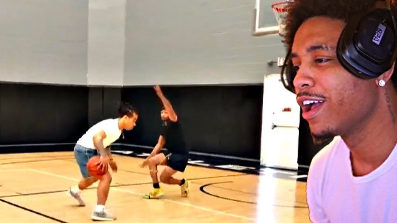 Crazy Ankle Breaker! Plaqueboymax Vs DDG 1v1 Basketball.. - YouTube