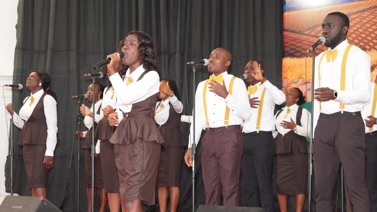 Heritage Choir Worship Medley - YouTube