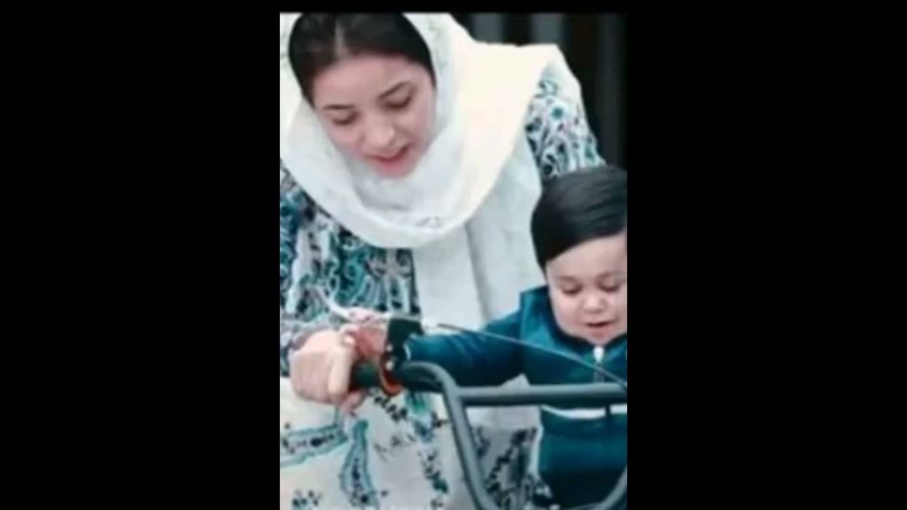 Abdu Rozik With Family Unseen pics - YouTube