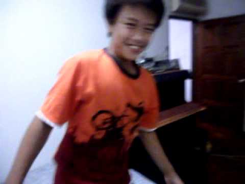 Ben Mok Kick up 15 11 11 Pt 1 Video - YouTube