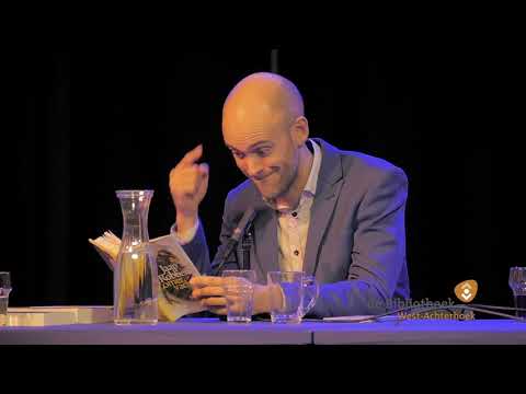 Jaap Robben leest voor uit Zomervacht