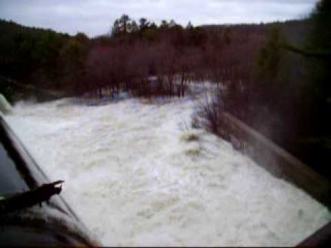 Red Bridge/Chicopee River - Ludlow, MA - YouTube