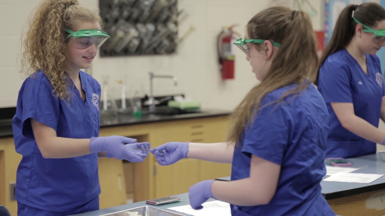 Scituate High School Biomedical CTE Pathway - YouTube
