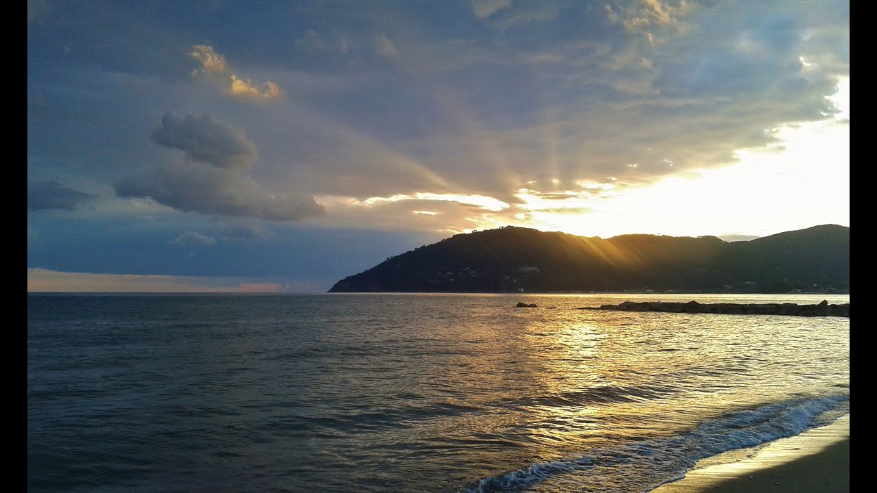 2 ore di relax con la musica del mare in spiaggia - YouTube