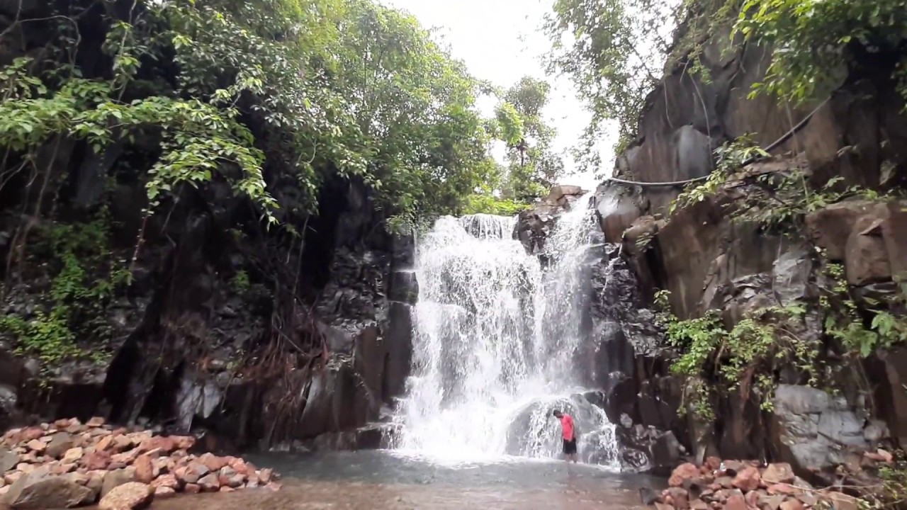 न्हावनकोंड धबधबा | Talebazar Waterfall | Devgad Diaries #4 | Devgad ...