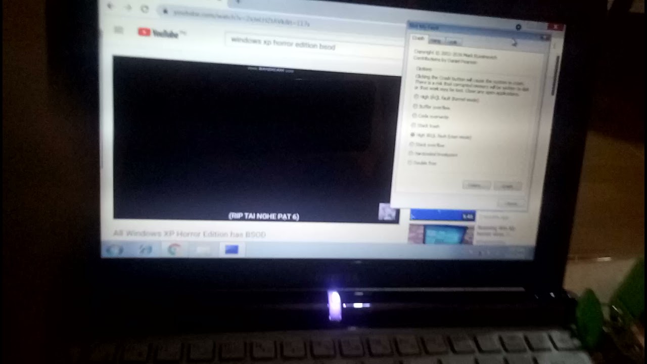 Windows XP Horror Edition has BSoD - YouTube