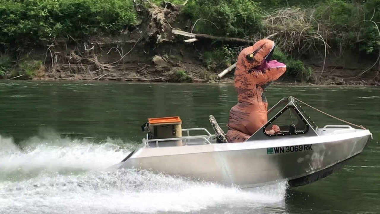 Tyrannosaurus Boating || ViralHog - YouTube