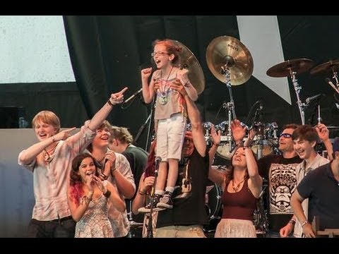 11 Year Old Drummer Lily Joyce on drums Franklin School of Rock ...