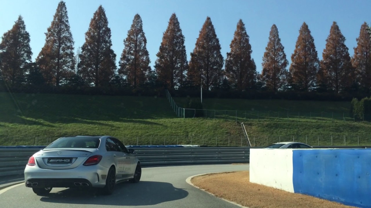 C63AMG Circuit Drive @Speedway Yongin, Korea - YouTube