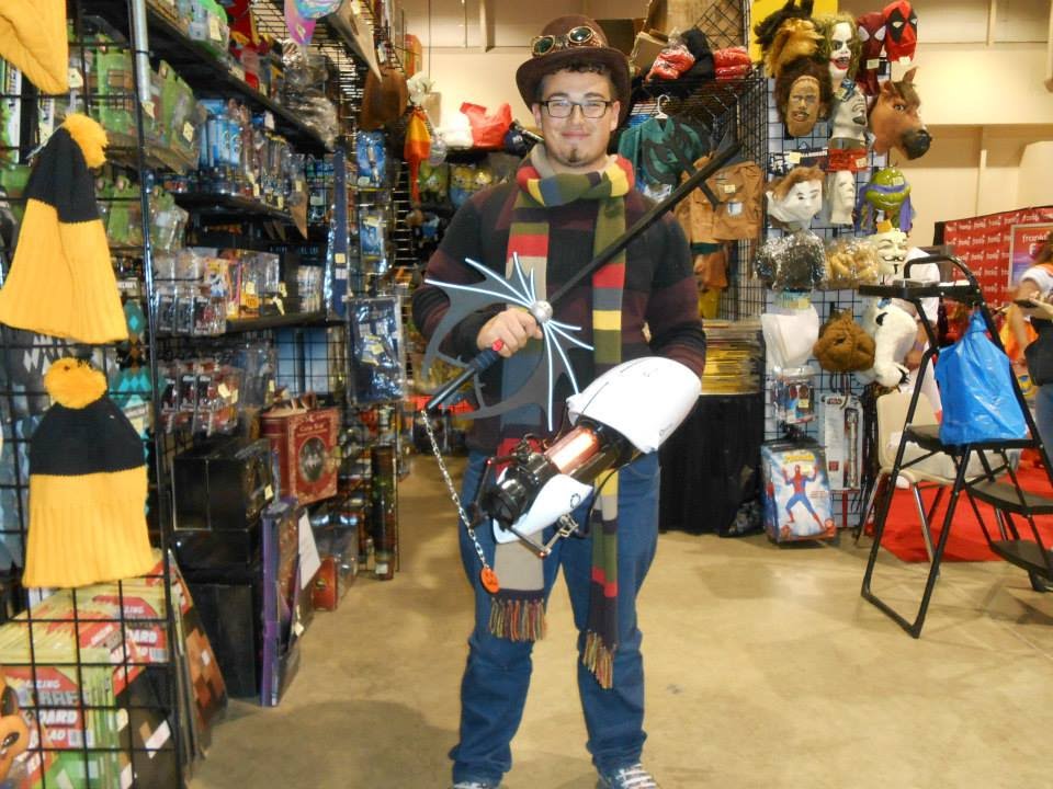 Wizard World Reno Comicon '14 - YouTube