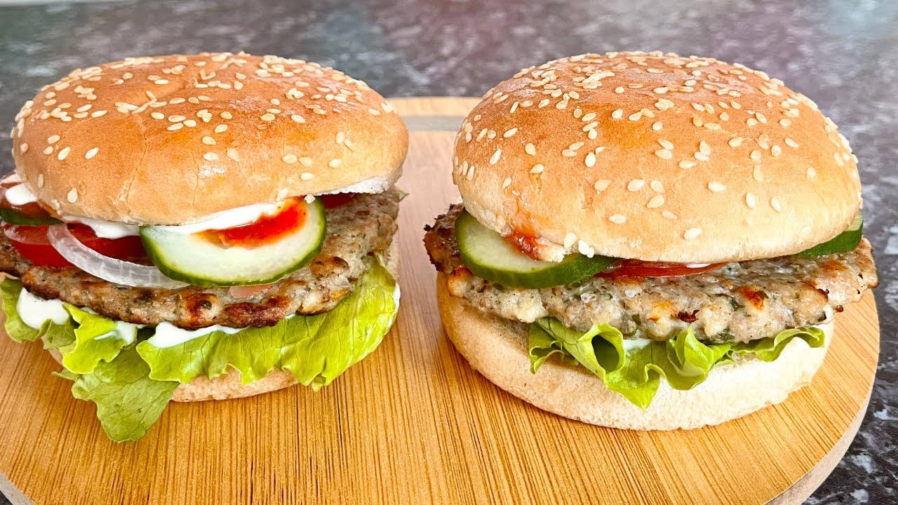 Chicken burger | Moist and juicy chicken burger | Neelo’s kitchen - YouTube