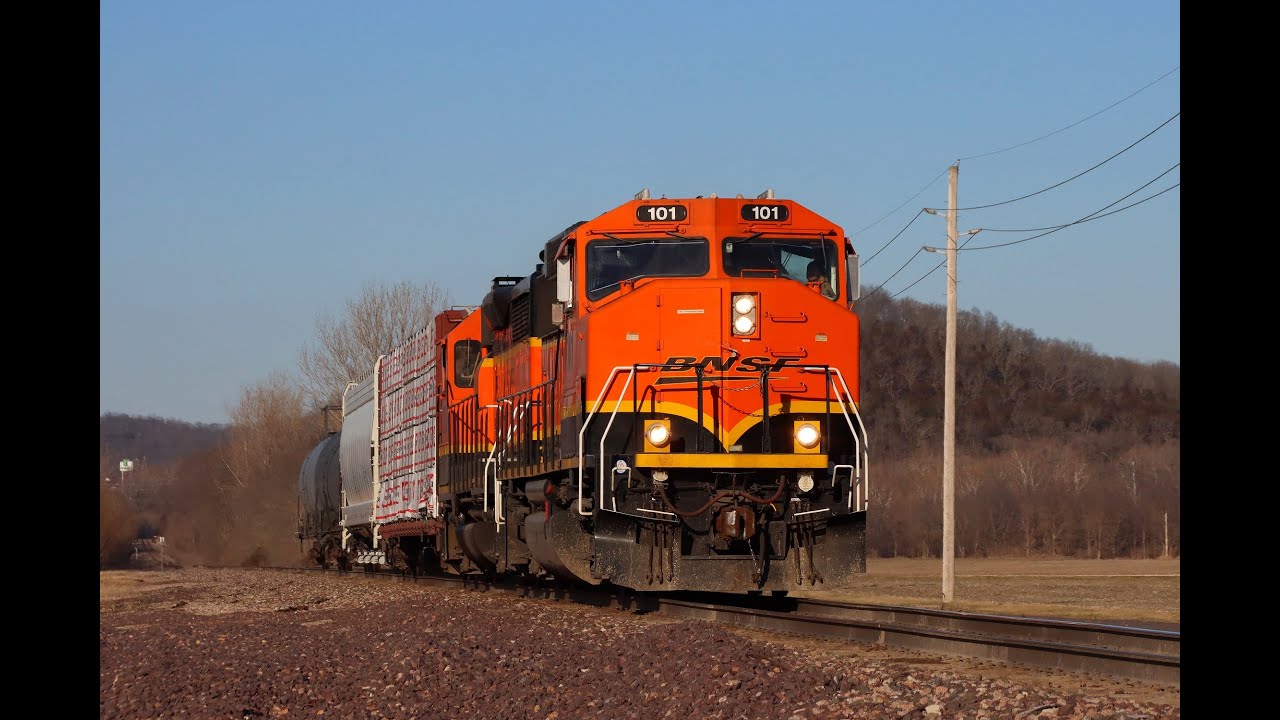 Chasing BNSF GP60M 101 at Dozier Crossing and Sullivan, MO (2/20/20) - YouTube